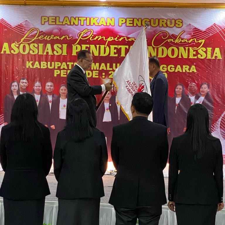 Dpd Api Maluku Lantik Asosiasi Pendeta Indonesia Cabang Malra Media